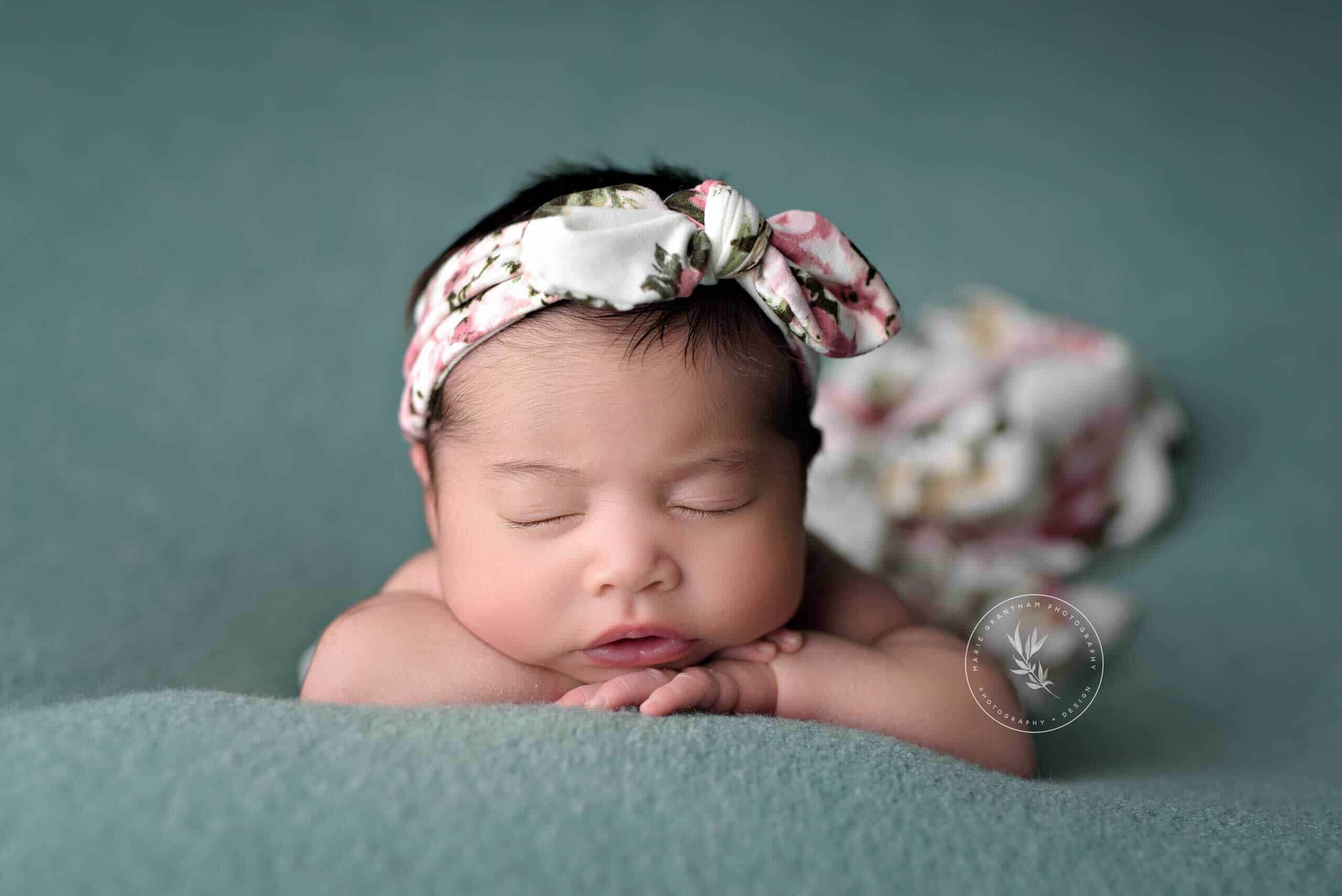 5 Ways To Photograph A Newborn 10+ Days Old | Marie Grantham Photography