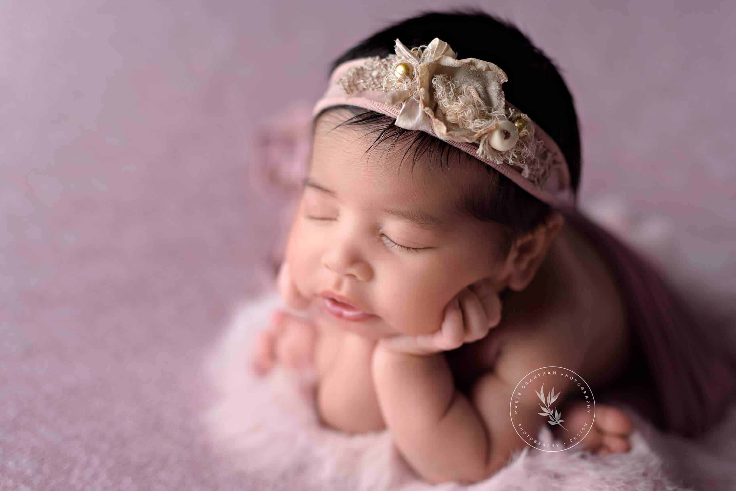 5 Ways To Photograph A Newborn 10+ Days Old | Marie Grantham Photography